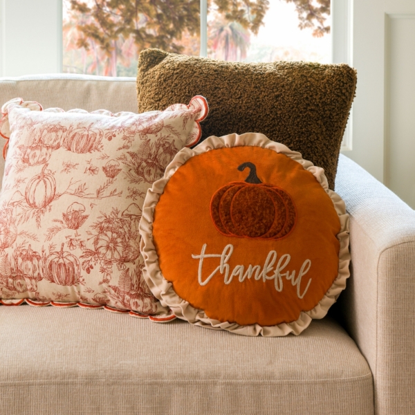 Fall Decor 2025 & Autumn Decorations for Home | Fall Autumn Décor Ideas ...