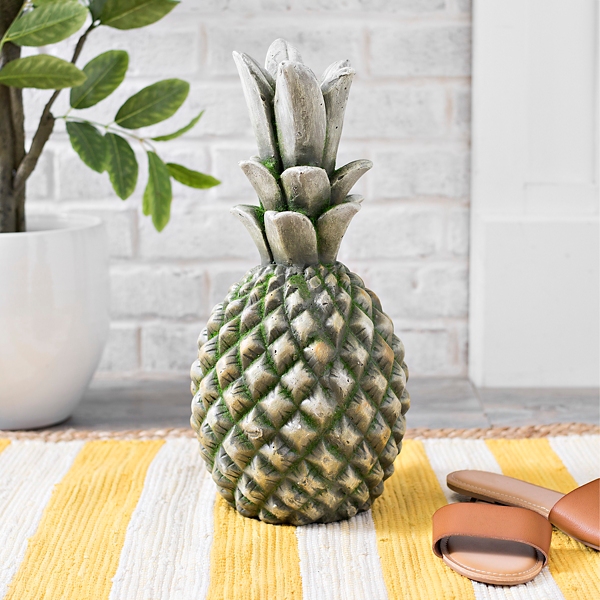 Stone Pineapple Garden Ornament | Fasci Garden