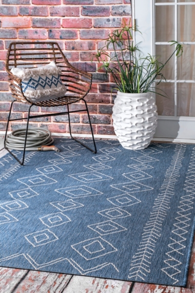 Blue Serna Tribal Outdoor Area Rug, 5x8 | Kirklands Home